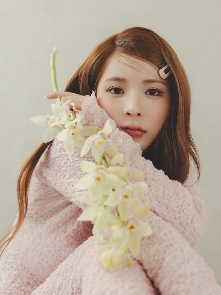 6月26日公開！nuguの2025夏ルックブックでミチが魅せる最新Z世代コーデ｜ベストカレンダー